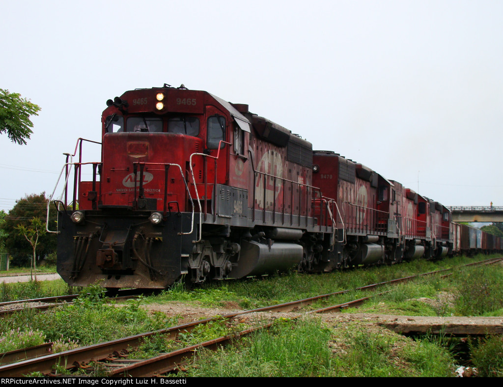 SD40-2 9465